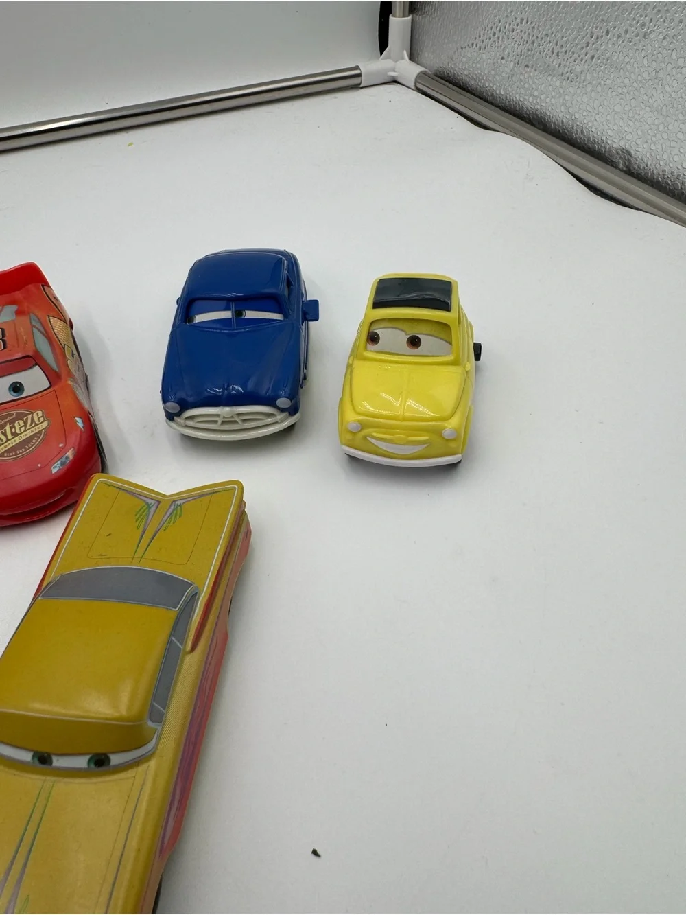 Disney | Toys | Disney Pixar Cars Lot 2 Pull Back Vehicles Lightning ...